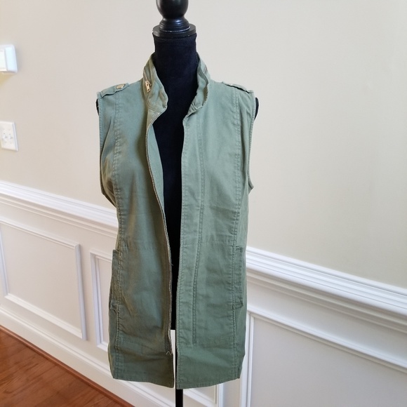 CAbi | Jackets & Coats | Cabi Explorer Vest 51 | Poshmark